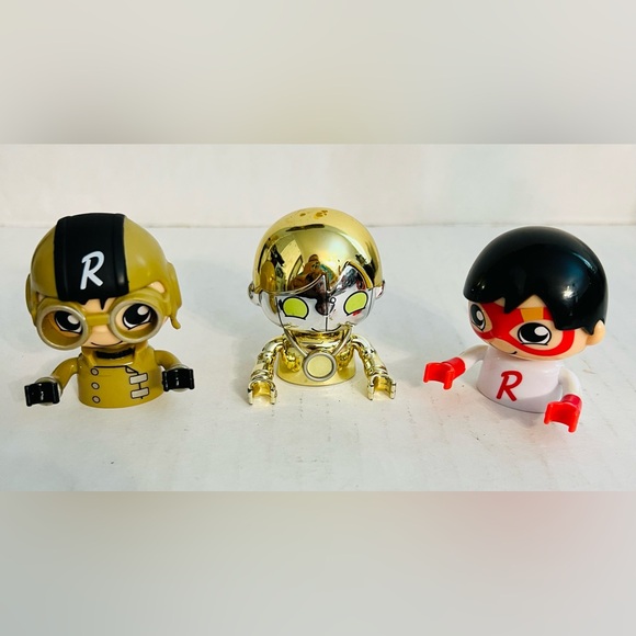 ryans world | Toys | Ryans World Gold Robot Titan Hero Pilot Figures ...